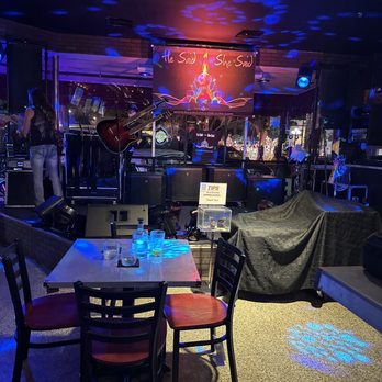 THE 301 - Updated May 2025 - 59 Photos & 40 Reviews - 301 Circle Park ...