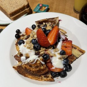 CORA BREAKFAST AND LUNCH - 130 Photos & 124 Reviews - 1368 Robson ...