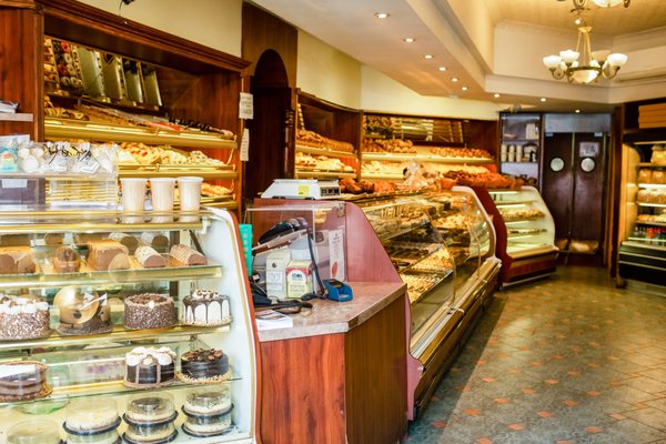 WEISS BAKERY - Updated December 2025 - 31 Photos & 20 Reviews - 5011 ...