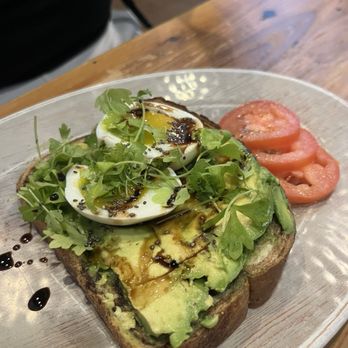 CRICKLES AND CO - Updated October 2024 - 750 Photos & 572 Reviews ...