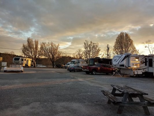 Photos of LAKE HICKORY RV RESORT - Updated August 2024 - 31 Photos ...