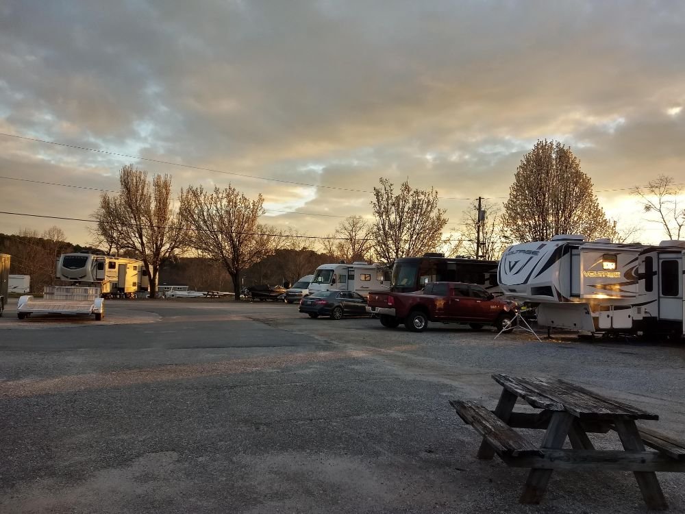 LAKE HICKORY RV RESORT - 26 Photos - 6641 Monford Dr, Conover, North ...