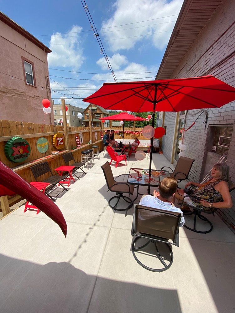 HACKETT’S PUB - Updated July 2025 - 1597 Mahoning Ave, Youngstown, Ohio ...