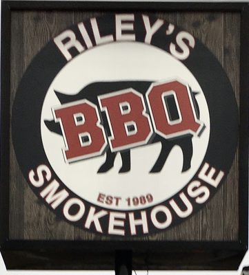 RILEY’S SMOKEHOUSE - Updated February 2025 - 19 Reviews - 904 E Deyoung ...
