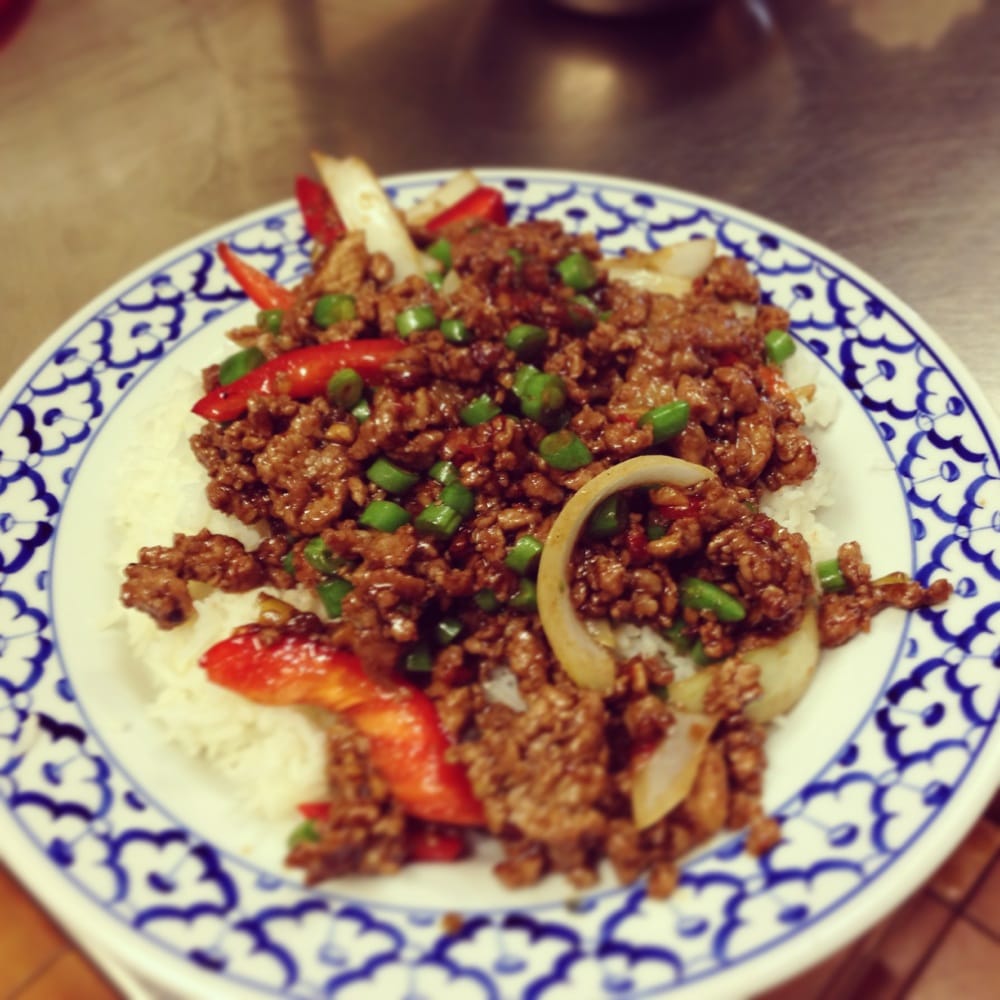 RUBY MODERN THAI RESTAURANT - Updated December 2025 - 2407 Point Nepean ...