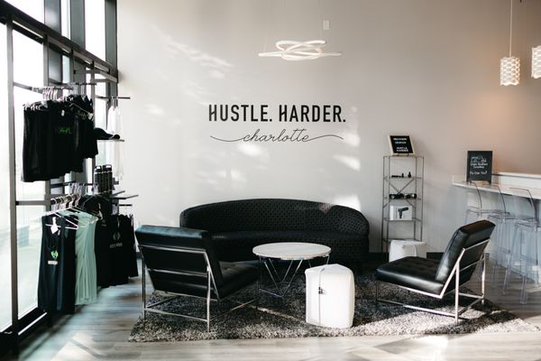 HUSTLE HOUSE - UPTOWN - Updated December 2025 - 13 Photos & 14 Reviews ...