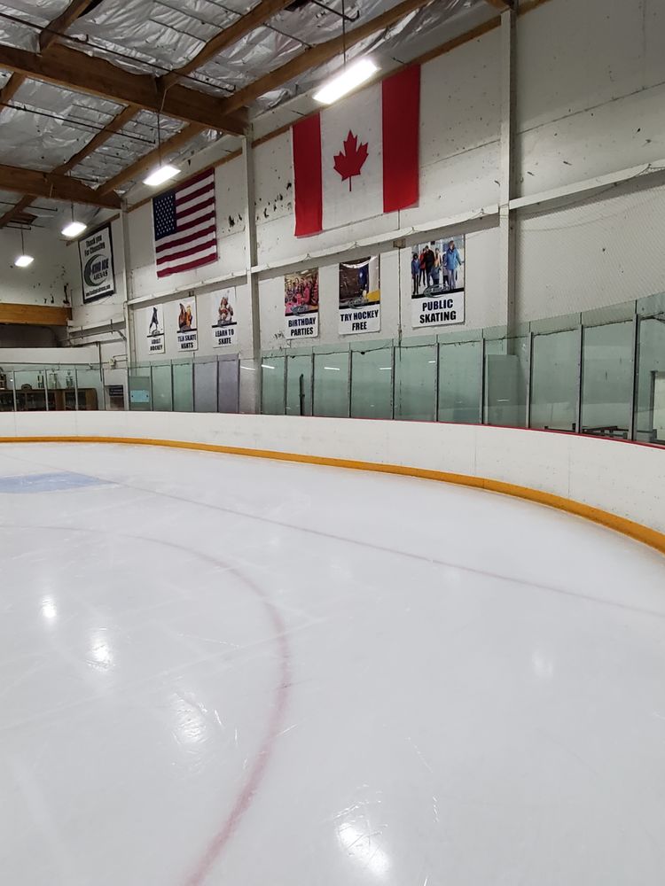 SNO-KING ICE ARENA - KIRKLAND - 14 Photos & 23 Reviews - 14326 124th ...