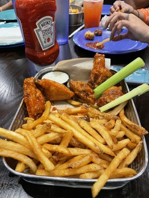 MAIN EVENT WESLEY CHAPEL - Updated December 2025 - 140 Photos & 165 ...