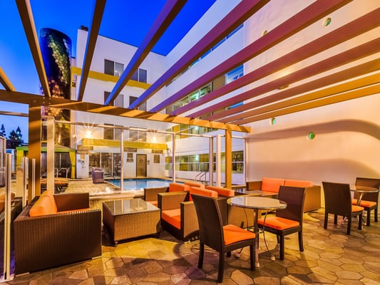 HOTEL INDIGO ANAHEIM - 403 Photos & 402 Reviews - 435 W Katella Ave ...