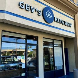 GEV’S KITCHEN - Updated July 2025 - 105 Photos & 84 Reviews - 7335 Van ...