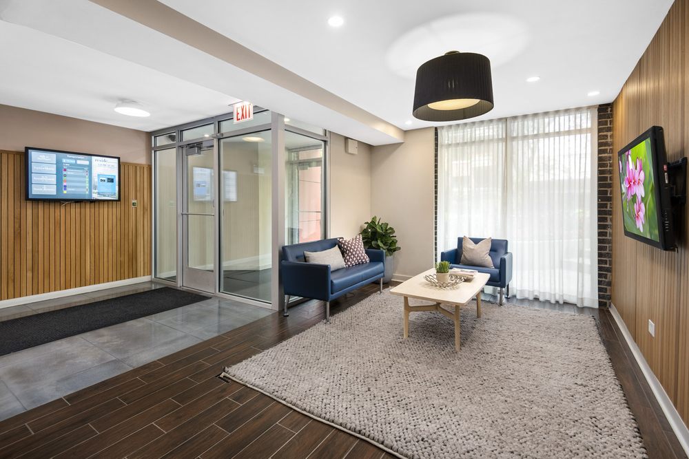 RESIDE 707 - Updated October 2025 - 16 Photos & 33 Reviews - 707 W ...