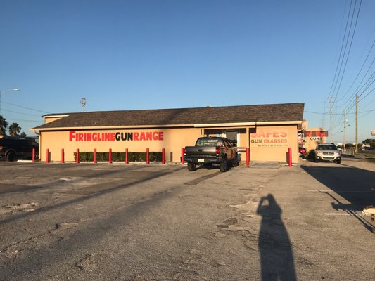 FIRING LINE GUN RANGE - 11 Photos & 36 Reviews - 6123 Ridge Rd, Port ...