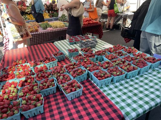 RESTON FARMER’S MARKET - Updated January 2026 - 134 Photos & 39 Reviews ...