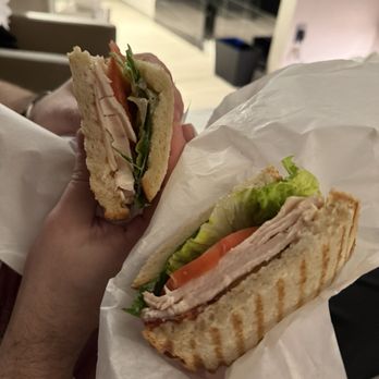 FRESH DELI & MART - Updated December 2025 - 51 Photos & 22 Reviews ...