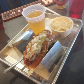 BOONEDOGS - Updated May 2024 - 184 Photos & 98 Reviews - 5902 Old ...