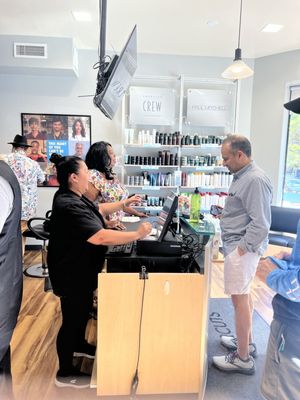 SUPERCUTS - Updated December 2025 - 214 Photos & 153 Reviews - 279 ...