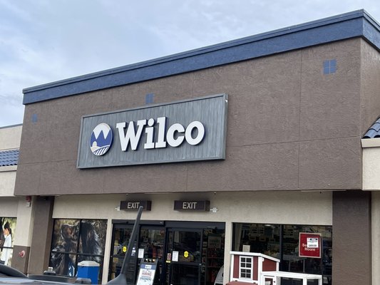 WILCO FARM STORE - PETALUMA - Updated October 2025 - 94 Photos & 51 ...