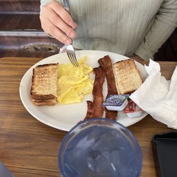 CHEAP CHARLIES - Updated July 2025 - 60 Photos & 98 Reviews - 11 5th St ...