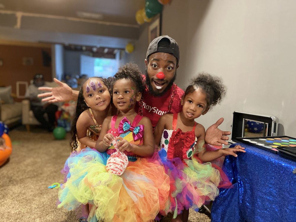 THE QUILLY LIVE SHOW - Updated May 2024 - Philadelphia, Pennsylvania ...