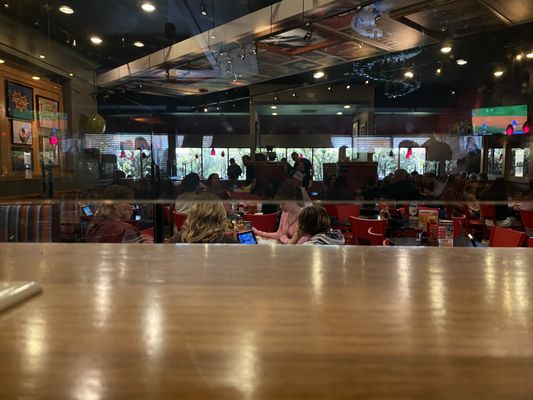 RED ROBIN GOURMET BURGERS AND BREWS - Updated October 2025 - 198 Photos ...