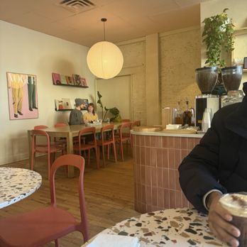 ALLEZ CAFE - Updated July 2025 - 307 Photos & 140 Reviews - 2239 N ...