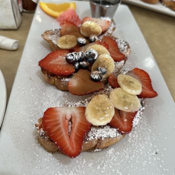 ZAINA’S BELLINI CAFE - Updated July 2024 - 234 Photos & 184 Reviews ...