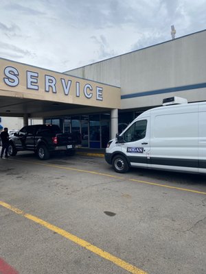 AUTONATION FORD BURLESON - Updated January 2026 - 27 Photos & 191 ...