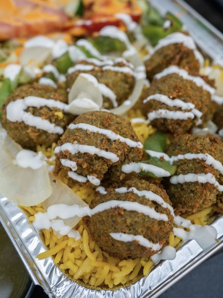 EAT REAL HALAL - Updated November 2025 - 11 Photos - 25-18 Queens Plaza ...
