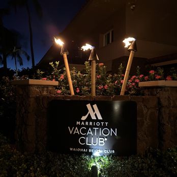 HONU BAR - Updated April 2025 - 100 Photos & 108 Reviews - 2249 Poipu ...