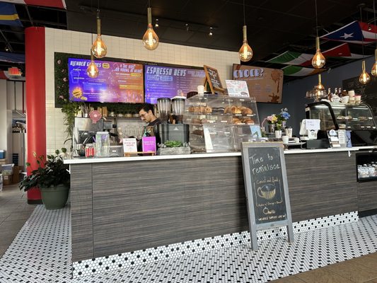 COFFEE REPUBLIC with photos - Updated August 2024 - 502 Photos & 352 ...