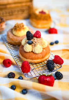 FRIENDLY DONUTS - Updated December 2025 - 3523 Photos & 1888 Reviews ...