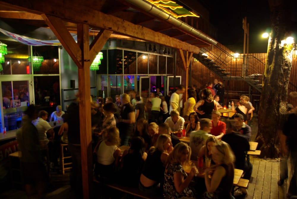 THOMAS READ - Updated December 2024 - 19 Photos & 61 Reviews - Nobistor 10, Hamburg, Germany ...