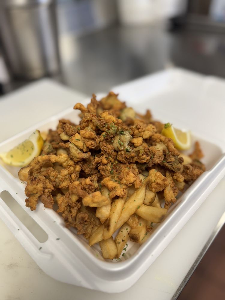 SURFSIDE CREAMERY - Updated December 2025 - 11 Photos - 26 Brock Ave ...