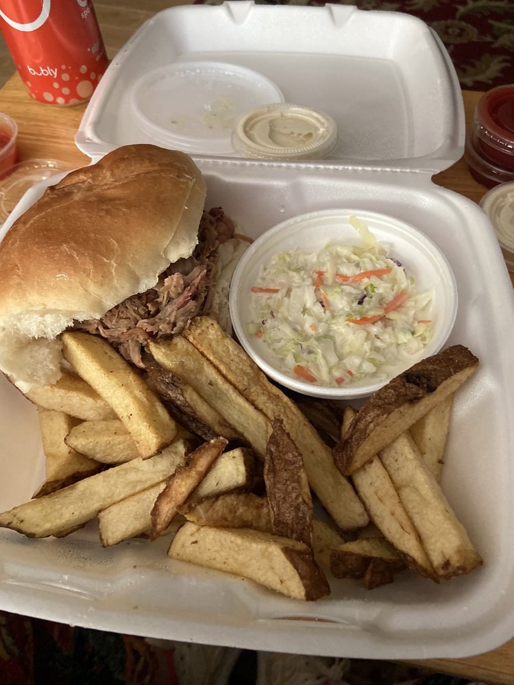 ROUGH CUT BBQ - 31 Photos & 20 Reviews - 438 Fairview St, Tamaqua ...