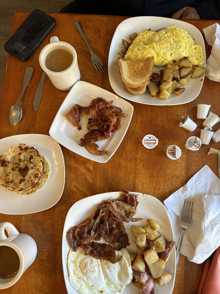 ONEIL’S KITCHEN - Updated December 2025 - 440 Nathan Ellis Hwy, Mashpee ...