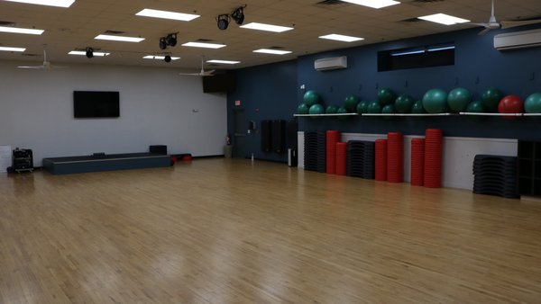 THE GYM @ NORTON - Updated September 2025 - 21 Photos - 314 E Main St ...