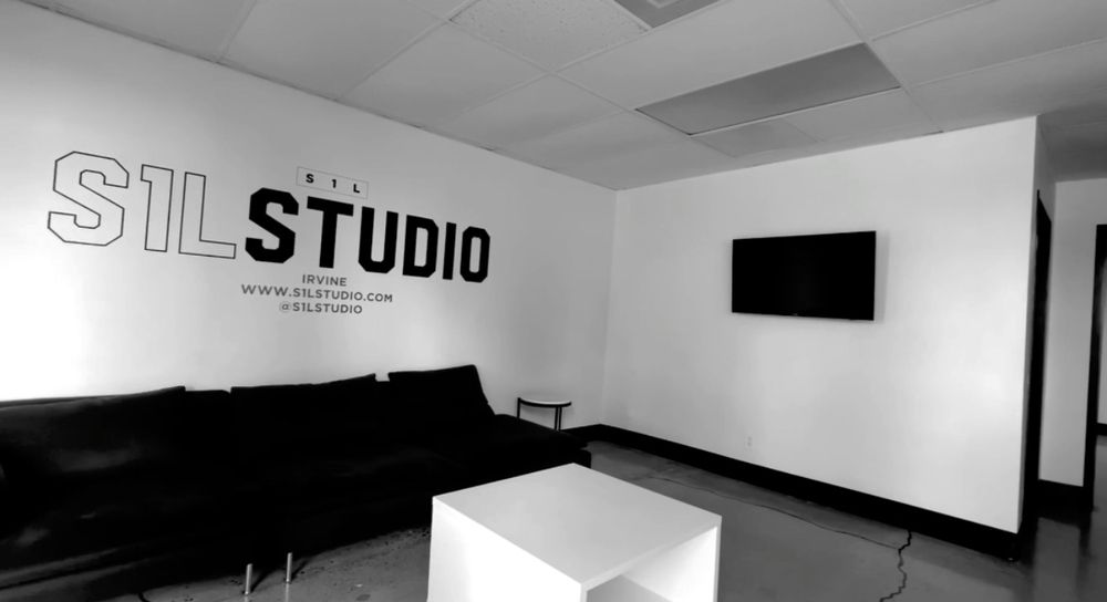 S1L STUDIO - Updated January 2026 - 39 Photos & 46 Reviews - 17961 Sky ...