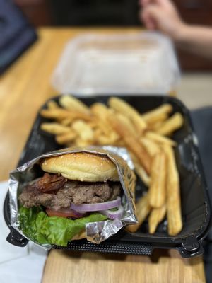 THE BURGER DEN - Updated October 2025 - 5520 South St, Lakewood ...