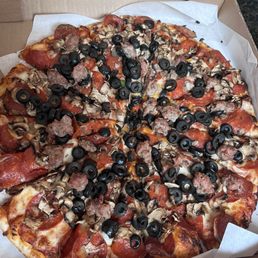 HIGH FIVE PIZZA - Updated January 2026 - 706 Photos & 1050 Reviews ...