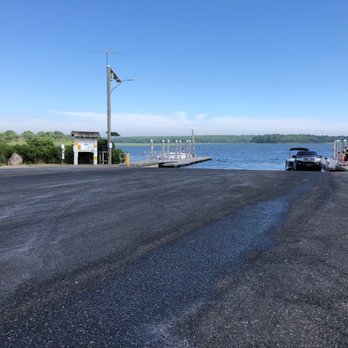 BARN ISLAND LAUNCH SITE - Updated December 2025 - 10 Photos - Pawcatuck ...