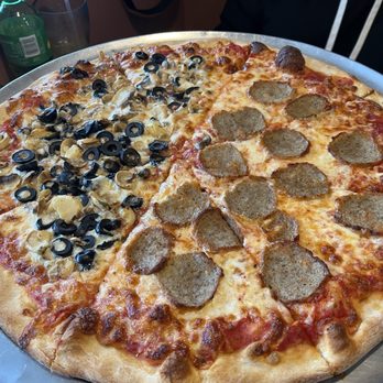 COUSINS PIZZA RESTAURANT Updated February 2025 34 Reviews 1315 Tatamy Rd Easton Pennsylvania Pizza Restaurant Reviews Phone Number Menu Yelp