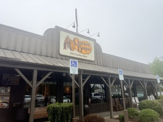 CRACKER BARREL OLD COUNTRY STORE - Updated July 2024 - 53 Photos & 75 ...