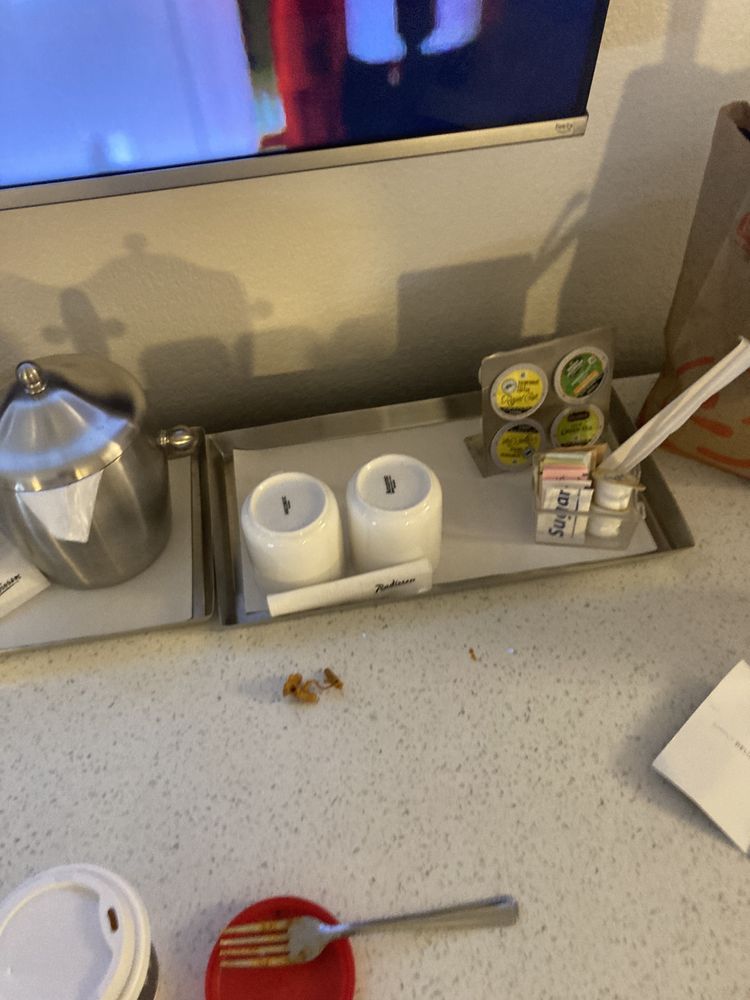 RADISSON HOTEL OAKLAND AIRPORT - Updated July 2024 - 186 Photos & 202 ...