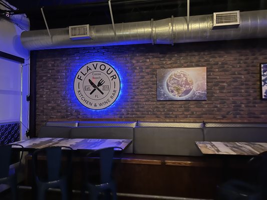 FLAVOUR KITCHEN & WINE BAR - 224 Photos & 180 Reviews - 15 N Orlando ...