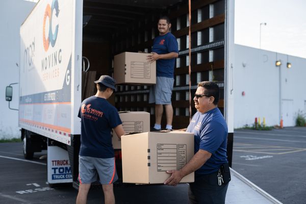ORANGE COUNTY MOVING SERVICES - Updated December 2025 - 373 Photos ...