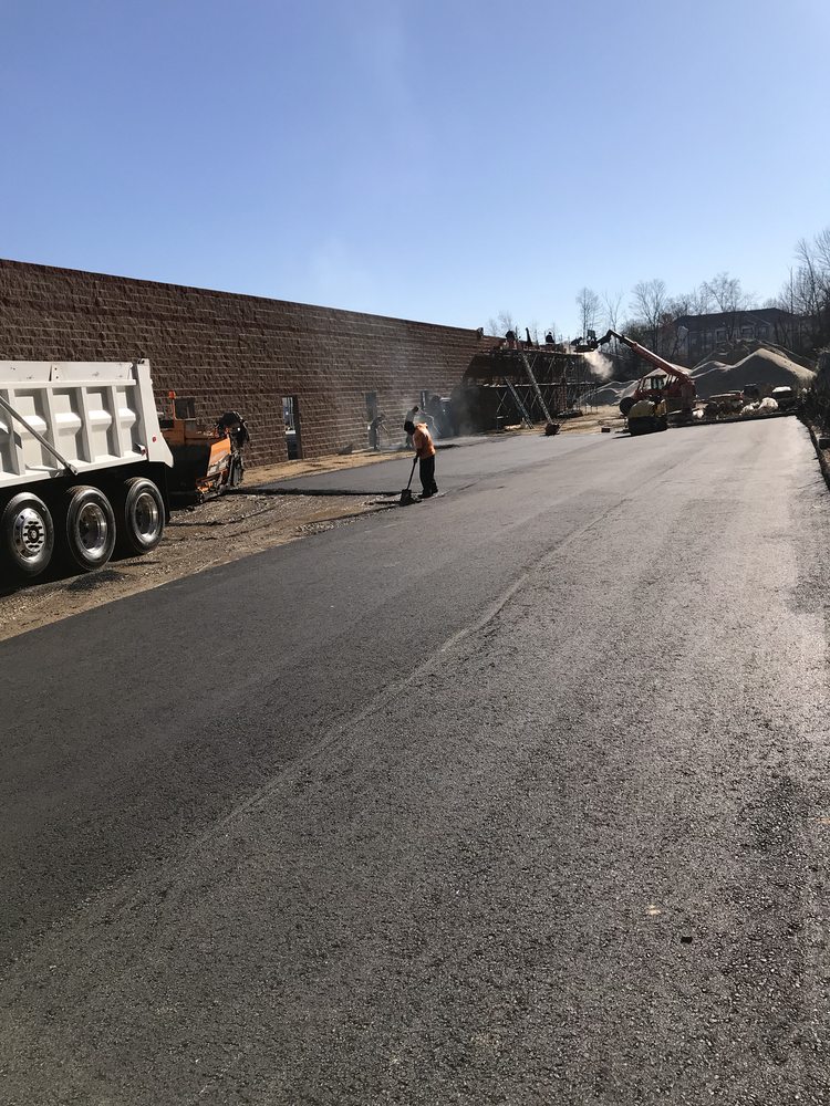 ROADMASTER PAVING AND SEALCOATING - Updated June 2025 - 50 Photos - 27 ...