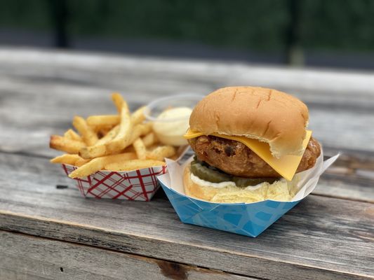 LITTLE FISH - Updated December 2025 - 219 Photos & 129 Reviews - 1606 ...