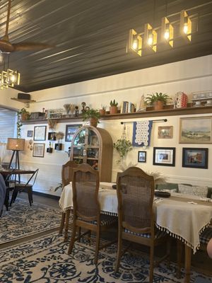 FARIA - Updated August 2025 - 188 Photos & 70 Reviews - 306 Kuulei Rd ...