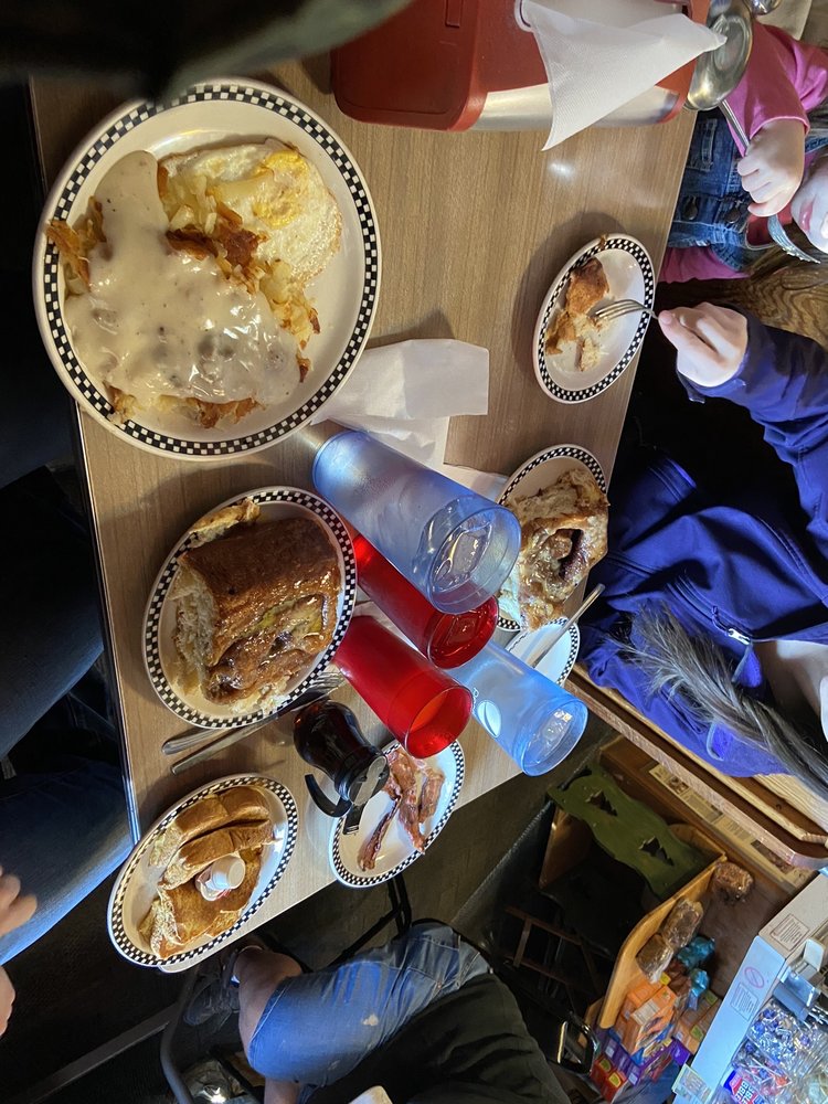 TINA’S CAFE & CATERING - 60 Photos & 65 Reviews - 616 South St, Lincoln ...