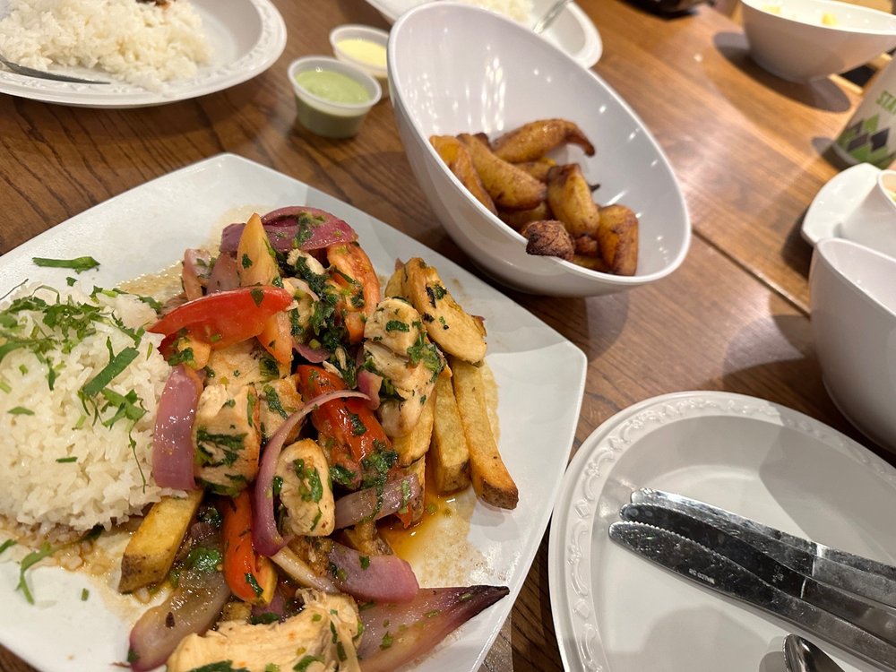 ALPACA PERUVIAN CHARCOAL CHICKEN - Updated July 2024 - 83 Photos & 40 ...